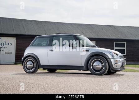 Retro style modded R50 (first generation) BMW Mini Stock Photo - Alamy