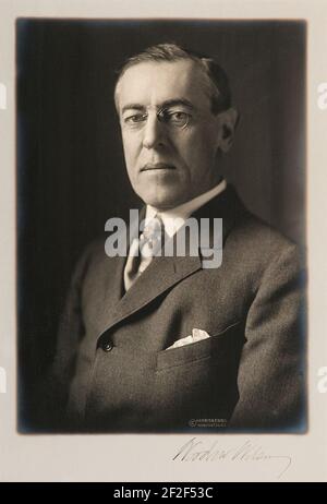 President Woodrow Wilson by Harris & Ewing, 1914 crop Stock Photo - Alamy