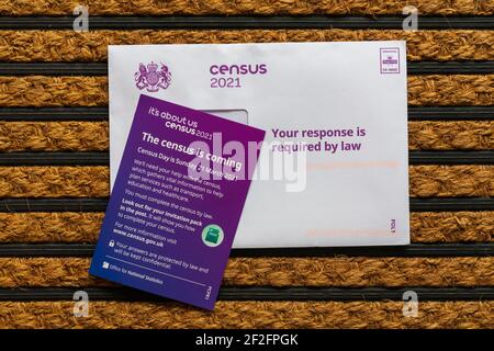 Census 2021 England UK mail literature - envelope and card the census ...