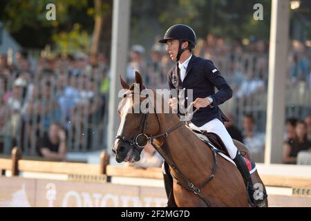 France, Paris : Bertram Allen (IRL) riding Izzy By Picobello during the ...