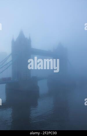 Famous Tower Bridge in the morning - panorama Stock Photo - Alamy
