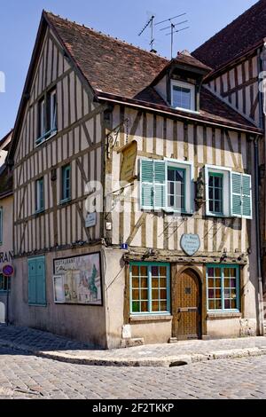 Chartres, France Old houses and wash houses on the banks of the Eure ...