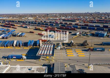 Detroit, Michigan - Shipping containers waiting to be transferred ...