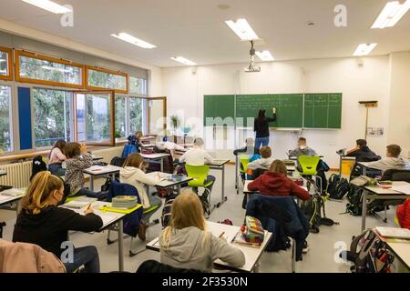 Heitersheim, Germany. 15th Mar, 2021. A student in a fifth grade class ...