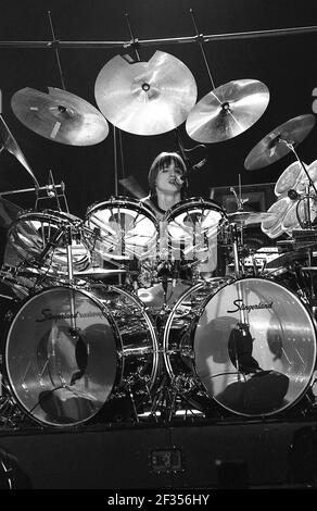 British Progressive rock band UK. 'Danger Money Tour' live gig in ...