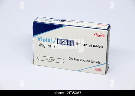 Photo of box of Alogliptin 12.5mg tablets Stock Photo - Alamy