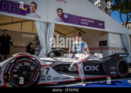 LOPEZ Jose Maria (arg), Penske EV-3 team Geox Racing, portrait grille ...