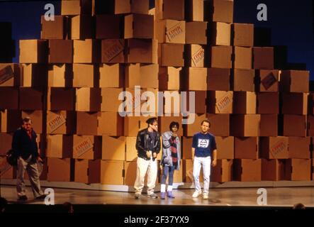 Robin Williams rehearsing for Comic Relief circa 1986 Stock Photo - Alamy