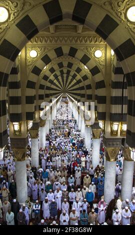 Interior of Masjid (mosque) Nabawi in Al Madinah, Saudi Arabia. Nabawi ...