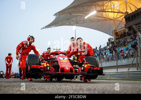 The starting grid during the 2018 Formula One World Championship ...
