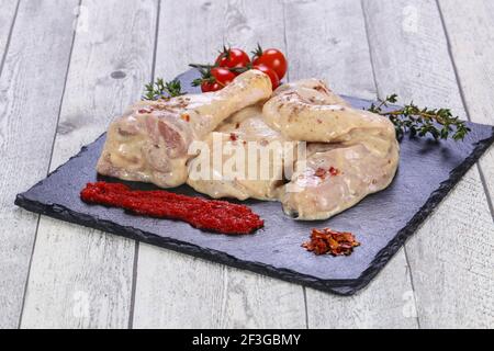 Marinated chicken parts ready for roast Stock Photo - Alamy