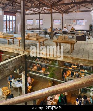 Deng's architectural studio along Suzhou Creek. The former 1930s ...