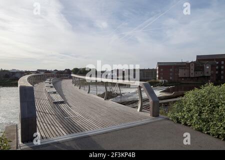 Castleford Foot Bridge, Yorkshire Stock Photo - Alamy