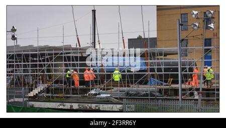 Potters Bar rail crash....day 4pic David Sandison 13/5/2002 Stock Photo ...