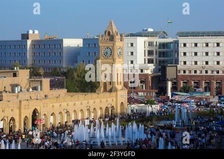 Iraq, Kurdistan, Erbil, Shar park (City Center Park) and Qaysari ...
