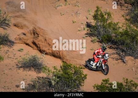 64 SAMUELS MARK (USA), HONDA, 2017 Dakar Series winner, rookie, moto ...