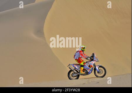 123 CAVALLERO SEBASTIAN (PER), KTM, moto, bike, action during the Dakar ...