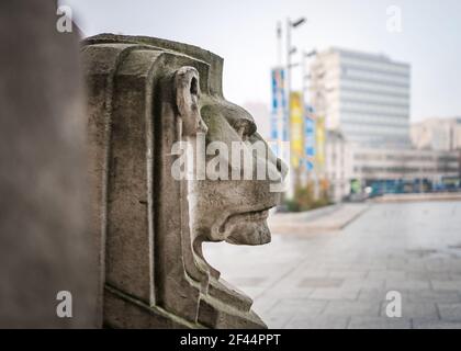 Nottingham City Big magnificent royal stone lion statue Agamemnon ...