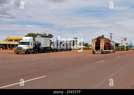 Road Train Stuart Highway at Glendambo Road House Outback South ...