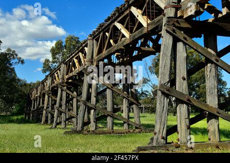 Australia, nostalgic wooden Prince Alfred railway bridge in Gundagai ...