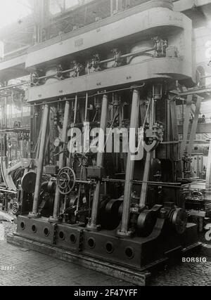 Standing steam engine (ship electric machine? Steam engine for driving ...