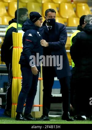PARMA, ITALY - MARCH 19: coach Roberto D Aversa of Parma Calcio during ...