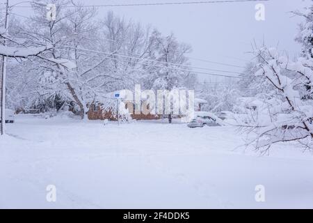 Streets covered in snow in Boulder Colorado Stock Photo - Alamy