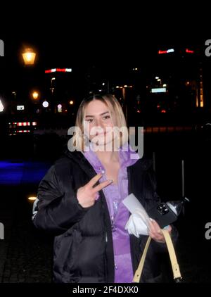Mathea bei der Ankunft zur Kika Live-Sendung Finalshow «Dein Song» in ...