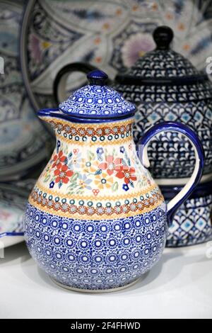 Ceramics with traditional uzbek patterns in Khiva old town, Uzbekistan ...