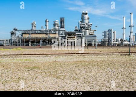 Lyondell chemical factory on the Maasvlakte 2 in the Port of Rotterdam ...