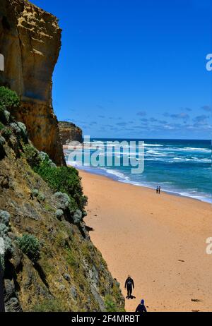 Princetown, VIC, Australia - November 06, 2017: Unidentified tourists ...