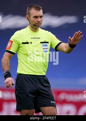 BRUGES, BELGIUM - MARCH 21: referee Nicolas Laforge during the Jupiler ...