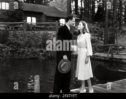 JEANNE CRAIN, CORNEL WILDE, LEAVE HER TO HEAVEN, 1945 Stock Photo - Alamy