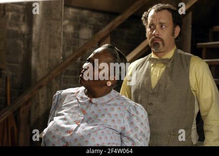 TOM HANKS and IRMA P. HALL in THE LADYKILLERS (2004), directed by ETHAN ...