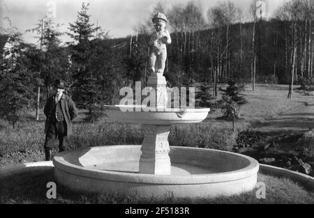 Roßwein. Villa of the shoe manufacturer Carl Fuchs, at the station 1 ...