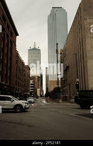 Street traffic in Downtown Dallas from above - DALLAS, UNITED STATES ...