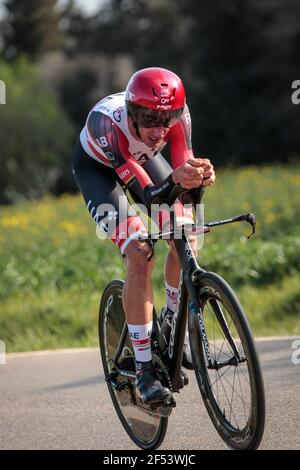 Brandon McNulty, of the USA, riding for the UAE Emirates, second from ...
