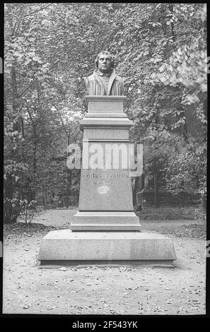 Luther monument Freiberg. Luther monument Stock Photo - Alamy