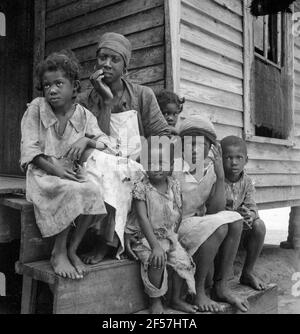 Turpentine worker's family near Cordele, Alabama. Father's wages one ...