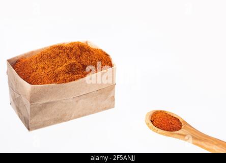 Organic paprika powder in paper bag - Capsicum annuum Stock Photo - Alamy