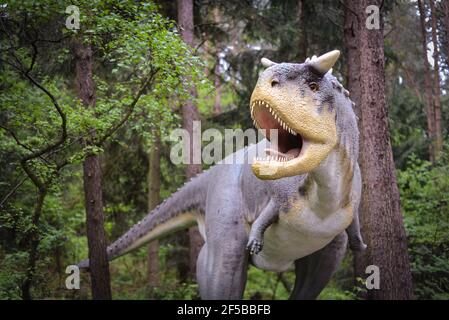 A dangerous hunter in the woods: Lifesize model of a Edmontosaurus ...