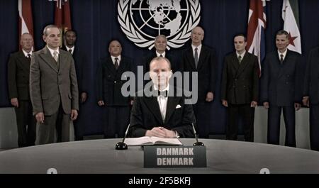 THE GOOD TRAITOR, (aka VORES MAND I AMERIKA), poster, top: Ulrich ...