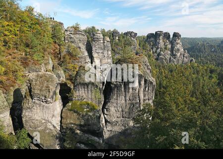 Goose rocks at Bastei rocks, National Park Saxon Switzerland, Elbe ...