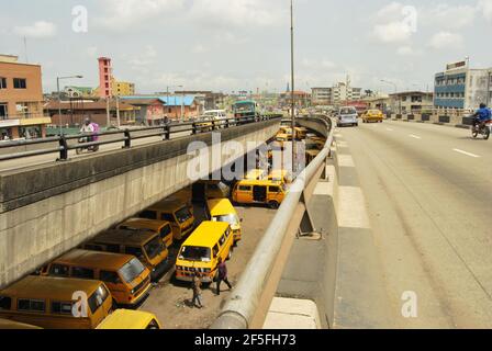 Ojuelegba Underbridge, Lagos, Nigeria Stock Photo - Alamy