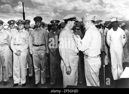 Rear Admiral Willis A. Lee is presented with the Navy Cross Stock Photo ...