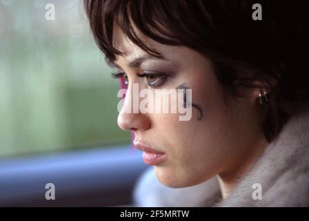 OLGA KURYLENKO, HITMAN, 2007 Stock Photo - Alamy