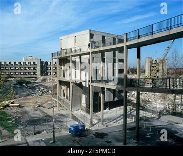 Demolishing the notorious Hulme Crescents, Manchester in 1995 Stock ...