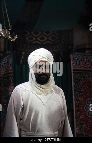 LAURENCE OLIVIER Colour Portrait as The Mahdi in KHARTOUM 1966 director ...
