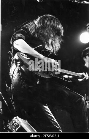 Chrissie Hynde singer with The Pretenders pop group 1985 with Kirsty ...