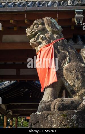 Dog guard (komainu) in Shinto shrine. Nagaokakyo, Japan Stock Photo - Alamy
